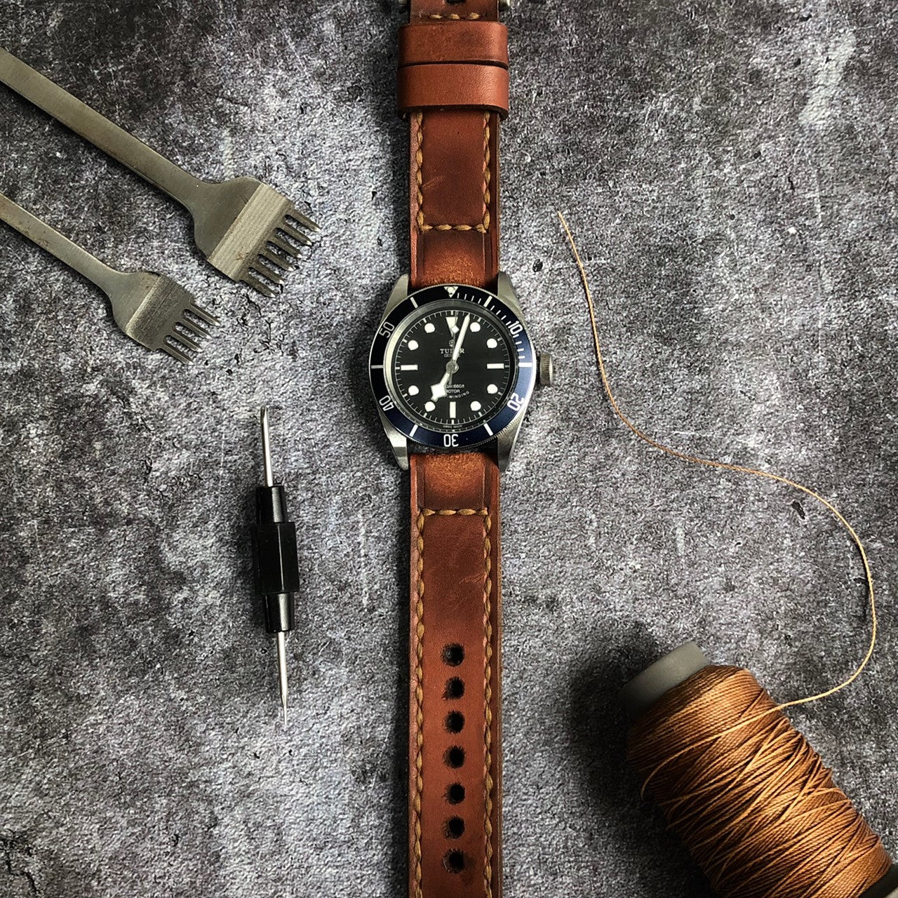 Tudor Straps - Caitlin 9 Serie – GunnyStore